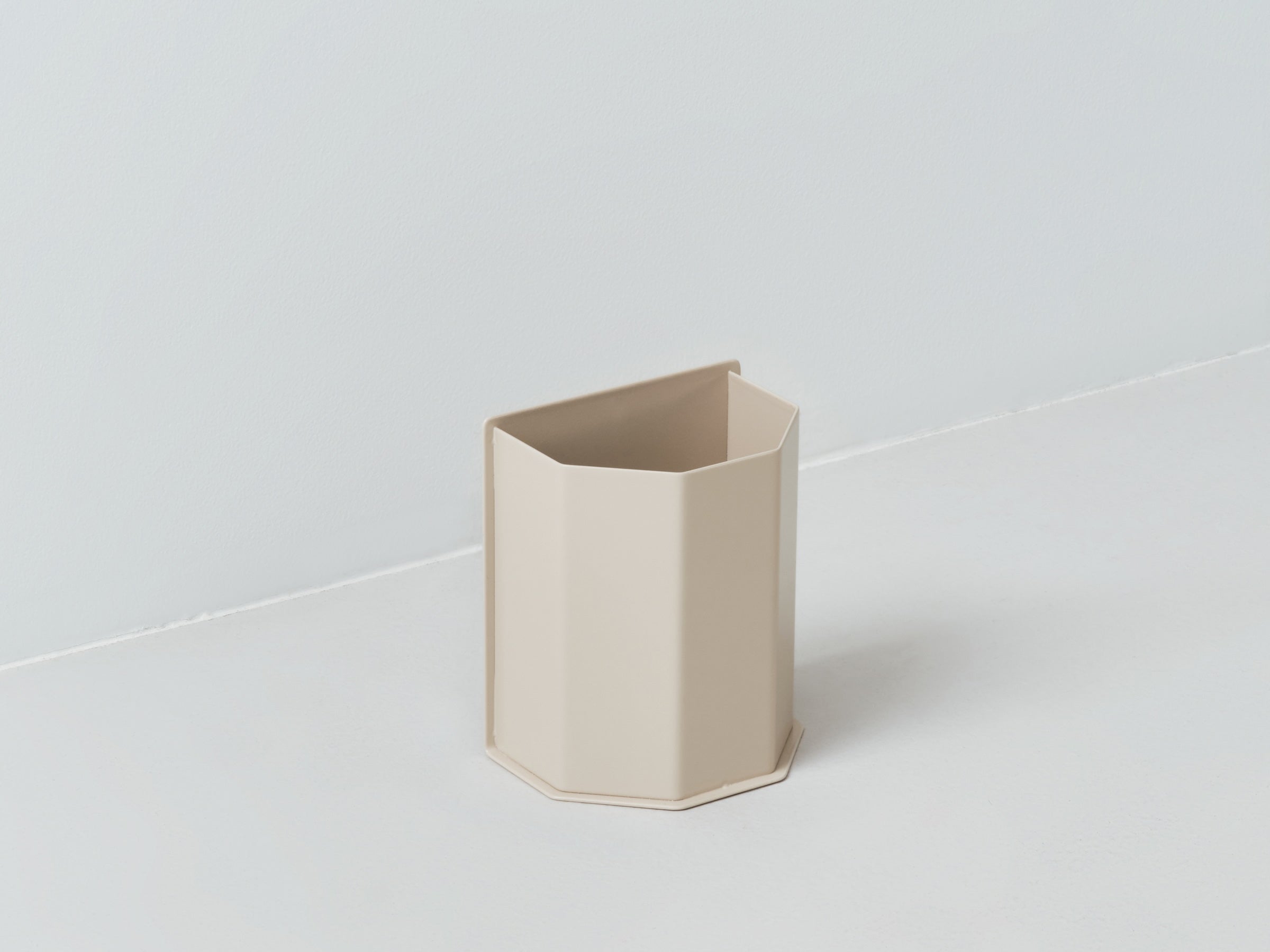 POLY｜Container90 コンテナ【Fulcrum】
